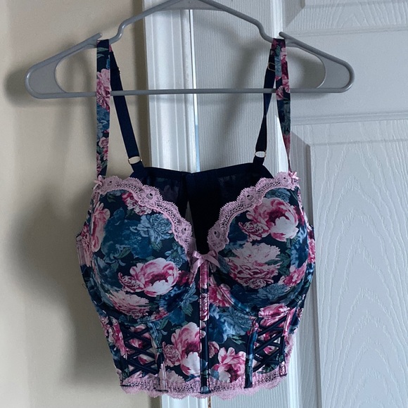 Victoria's Secret | Intimates & Sleepwear | Nwot Vs Floral Bra | Poshmark